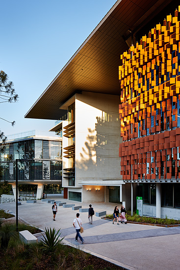 Advanced Engineering UQ | Architecture | Peter Bennetts Architectural ...